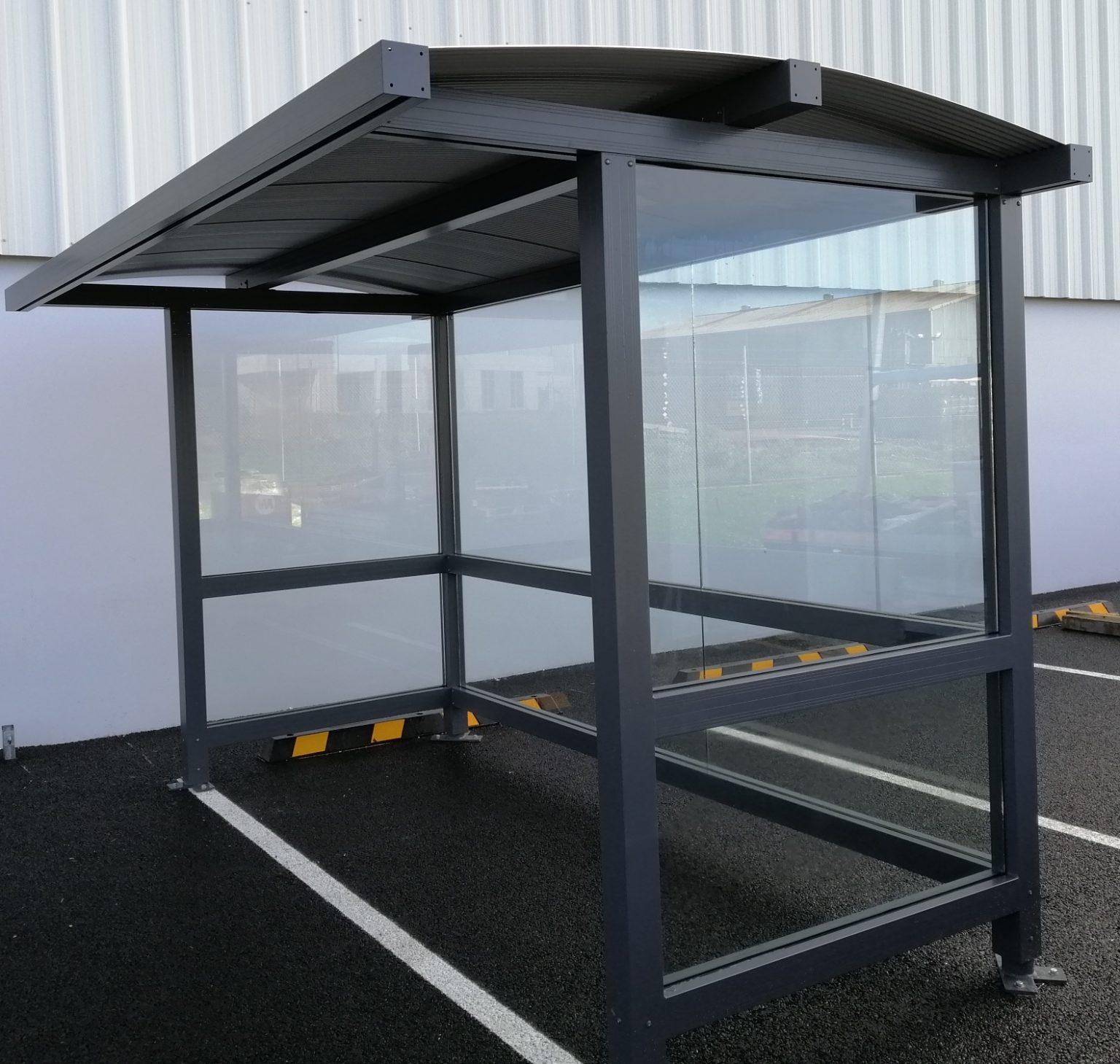 Overhung shelters - NZ Shelters